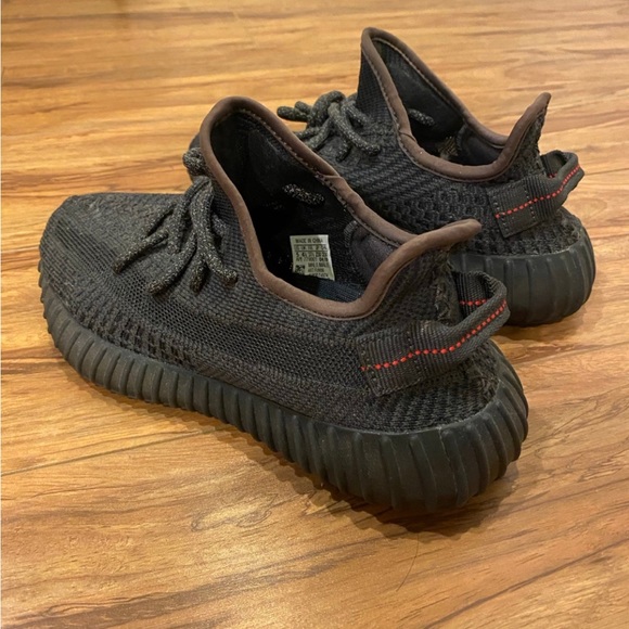 Yeezy | Shoes | Adidas X Yeezy Mens Sneakers 35 V2 | Poshmark
